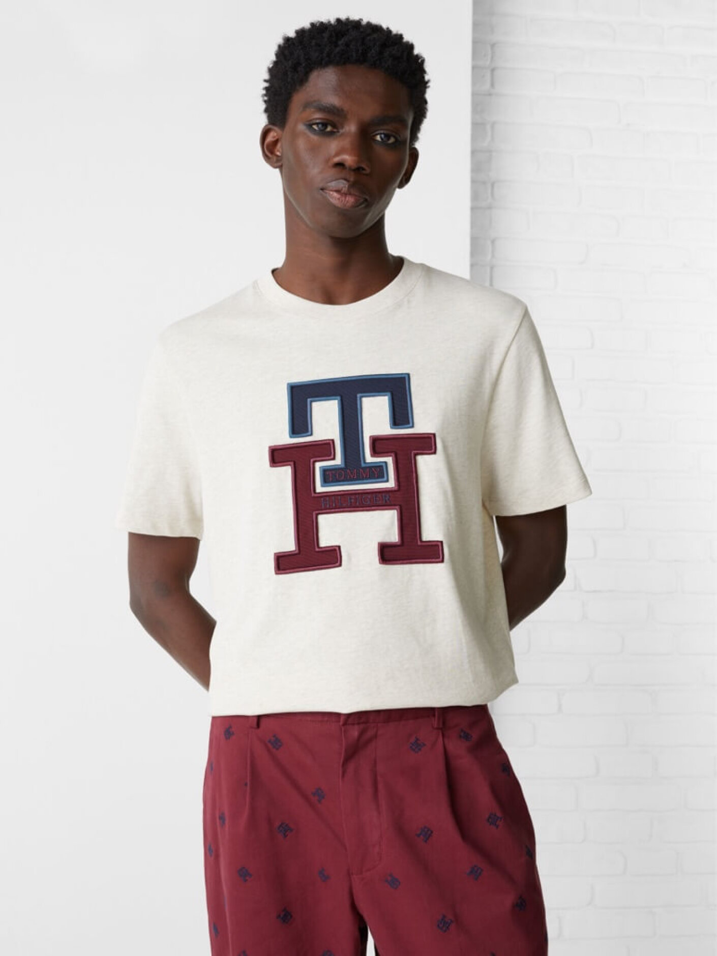 Svane Kerteminde - T-Shirts -Men - TOMMY HILFIGER - LUX MONOGRAM TEE